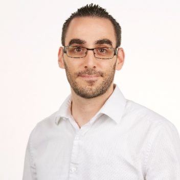 How To Hire Remote For Your Online Business With Jared Warner